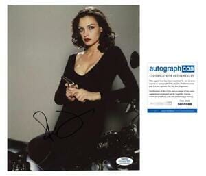 Famke Janssen "GoldenEye" AUTOGRAPH Signed 'Xenia Onatopp' 8x10 Photo B ACOA | Autographia