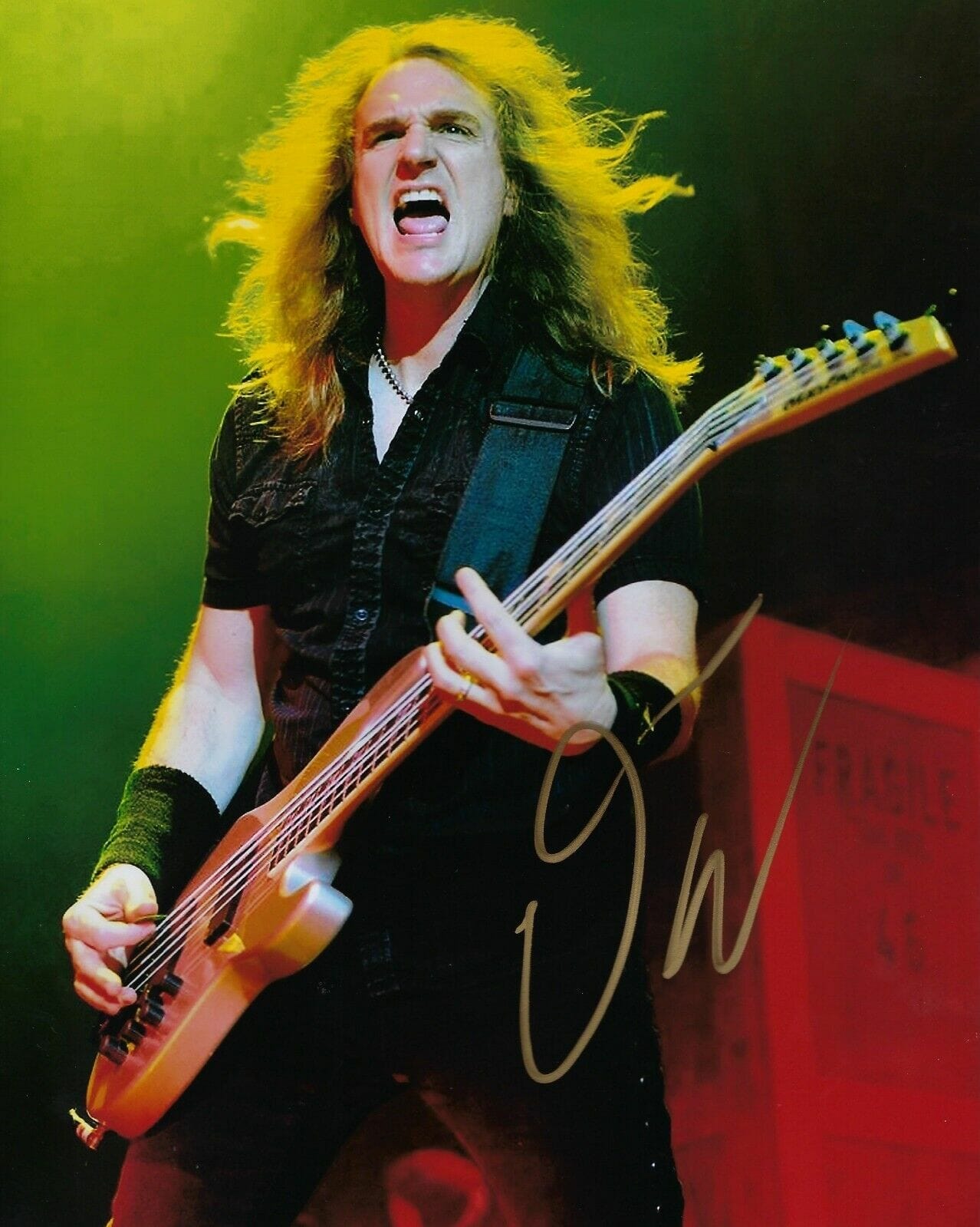 GFA Megadeth Band Bassist * DAVE ELLEFSON * Signed 8x10 Photo PROOF D3 ... GFA Megadeth Band Bassist * DAVE ELLEFSON * Signed 8x10 Photo PROOF D3 ...