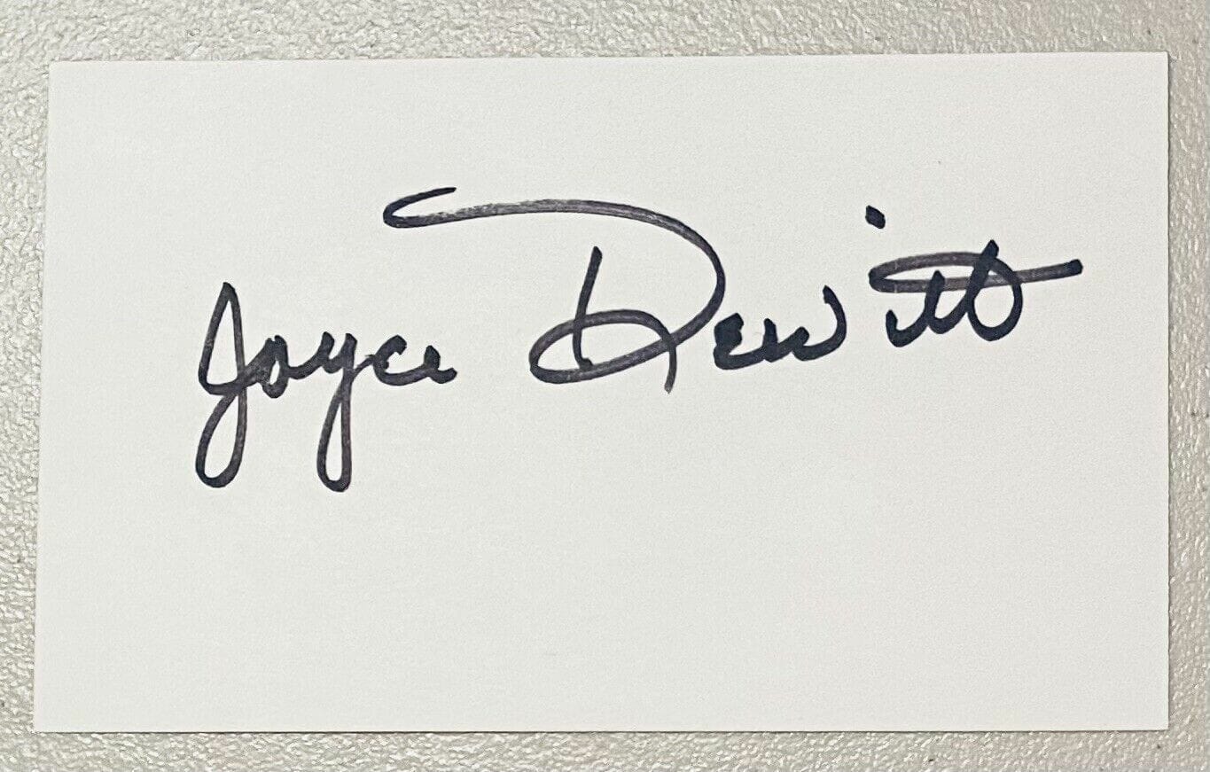 Joyce DeWitt Signed Autographed 3x5 Card Beckett BAS Three’s Company ... Joyce DeWitt Signed Autographed 3x5 Card Beckett BAS Three’s Company ...