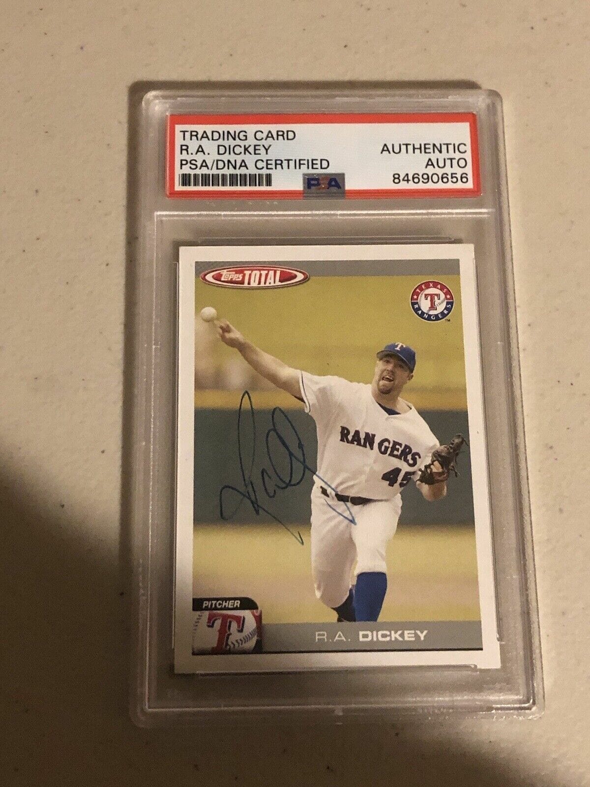 R.A DICKEY 2004 TOPPS TOTAL SIGNED AUTOGRAPH TRADING CARD PSA COA SLAB RANGERS | Autographia